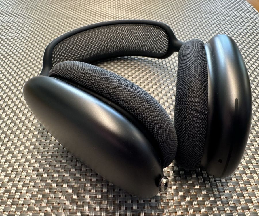 Air Pods Max mit magnetischer Ladestation/ Smart Case | Kaufen auf Ricardo