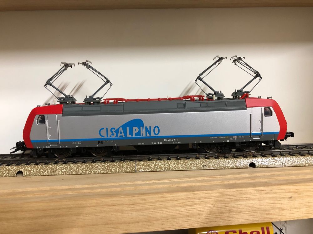 Märklin 26544 E-Lok Re 484 SBB/"Cisalpino” (nur Lok) (Gebraucht) in ...