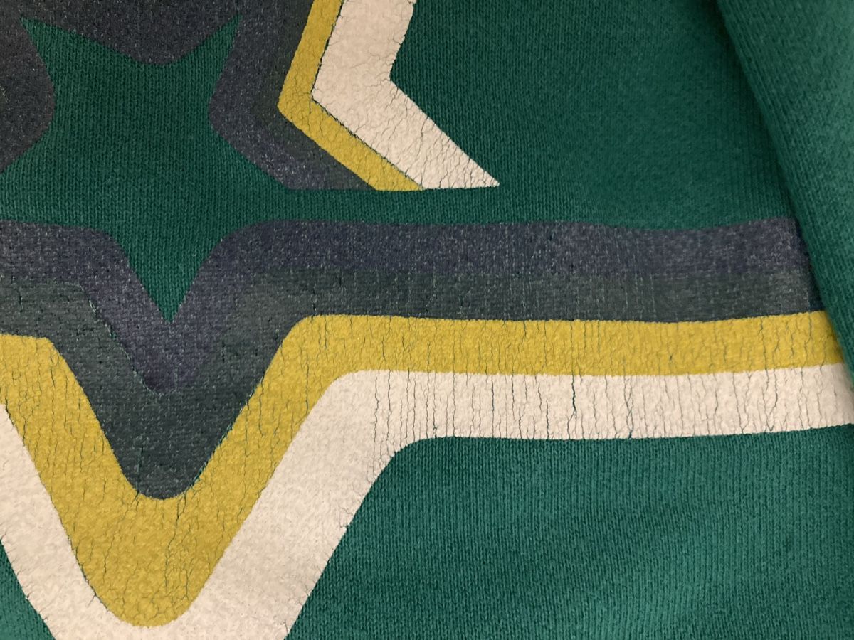 Pull Petit Bateau t. 95 (D'occasion) à Genève pour CHF 3 – avec ...