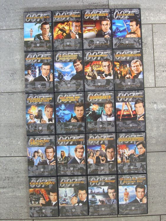 James Bond 007 - [Ultimate Edition] [20 x 2 DVDs] (Gebraucht) in Zuzwil SG für CHF 68 – mit ...