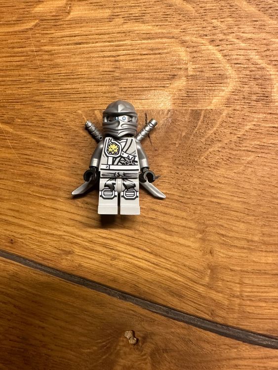 LEGO Ninjago : Zane Minifigur Titanium (Silver Ninja) (Gebraucht) in ...