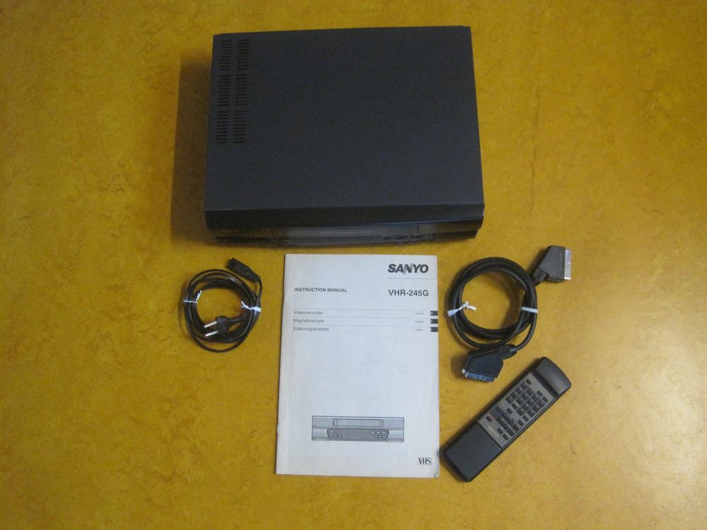 SANYO VHR-245G: Videorecorder für VHS-Kassetten (Gebraucht) in Grub AR für CHF 20 – mit ...