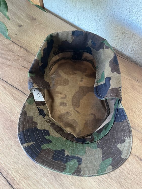 Neuwertiger Mutz TAZ 90 - Schweizer Armee / Militär | Kaufen auf Ricardo