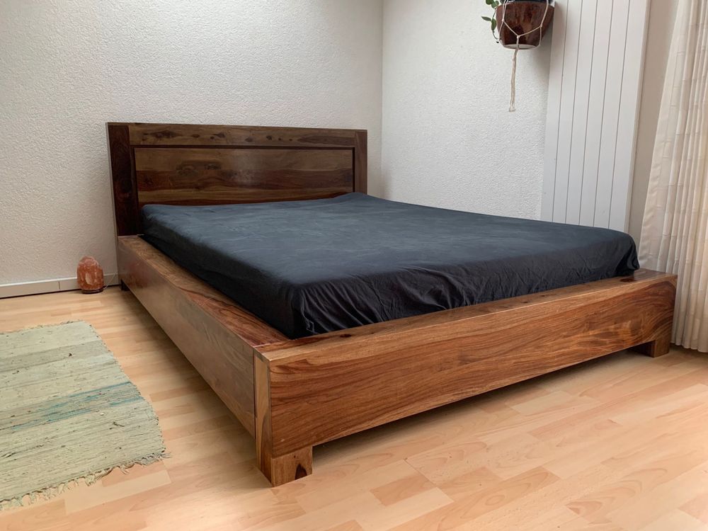 Massiv Holz Bett Sheesham | Kaufen auf Ricardo Massiv Holz Bett Sheesham | Kaufen auf Ricardo