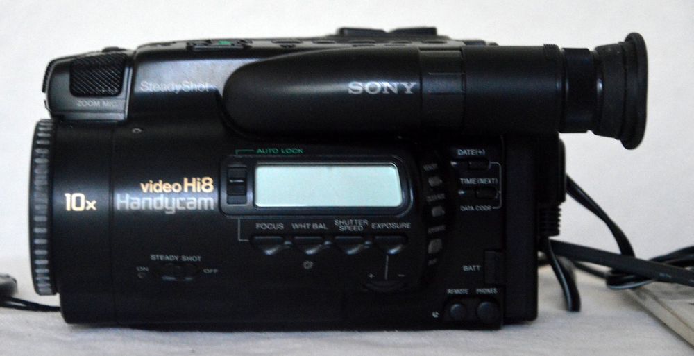 Camcorder Video Hi8 Sony CCD-TR808e caméscope (Defekt) in Collonges für ...