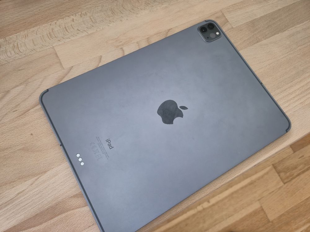 Ipad 11 Pro 2 Generation Icloud und Display riss (Defekt) in Biel ...