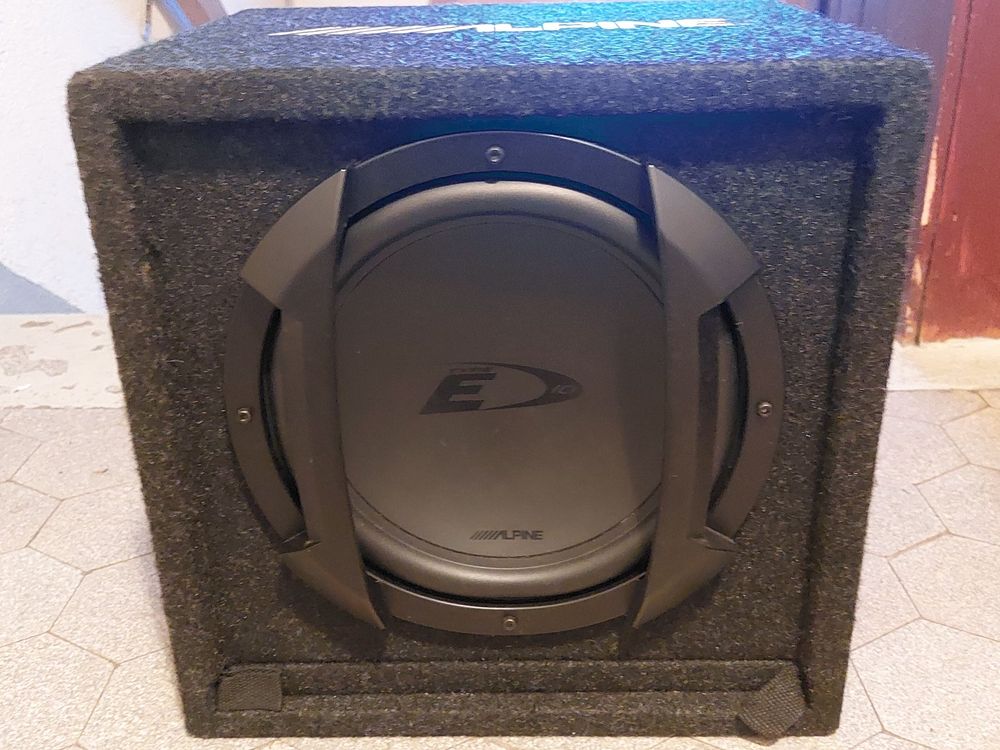 Alpine Subwoofer (Gebraucht) in Dulliken für CHF 50 – mit Lieferung auf ...