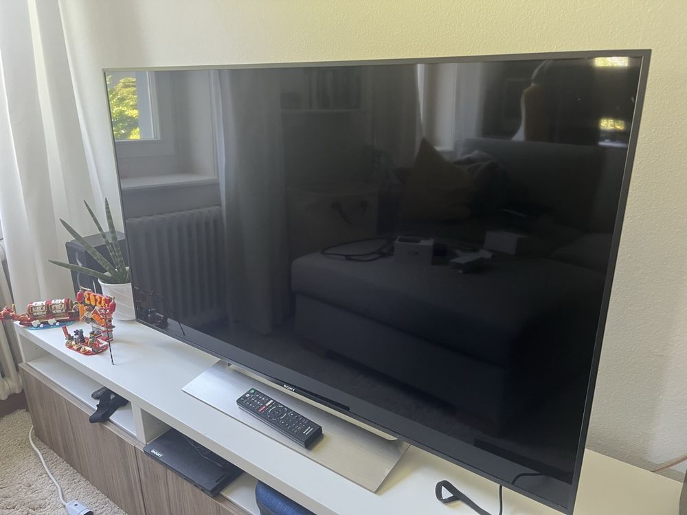 Sony 4K TV 49XE9005 - DEFEKT (Defekt) in Uetikon am See für CHF 1 – nur ...