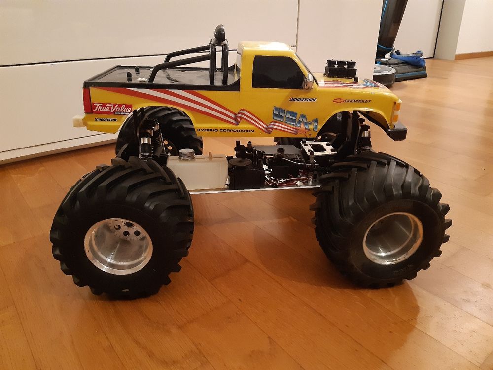 Kyosho USA-1 Nitro Crusher 90er ähnlich Tamya Clod Buster (Gebraucht ...