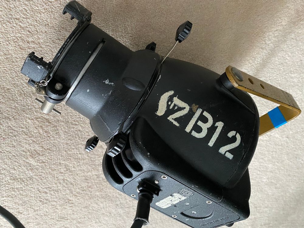 Theater Scheinwerfer "STRAND-ELECTRIC" (Gebraucht) in Dachsen für CHF 50 – nur Abholung auf ...