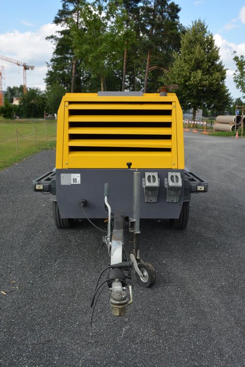 BAUKOMPRESSOR ATLAS COPCO XAVS186JD MIT JOHN DEERE TRIEBWERK (Gebraucht) in Schaan für CHF 36571 ...