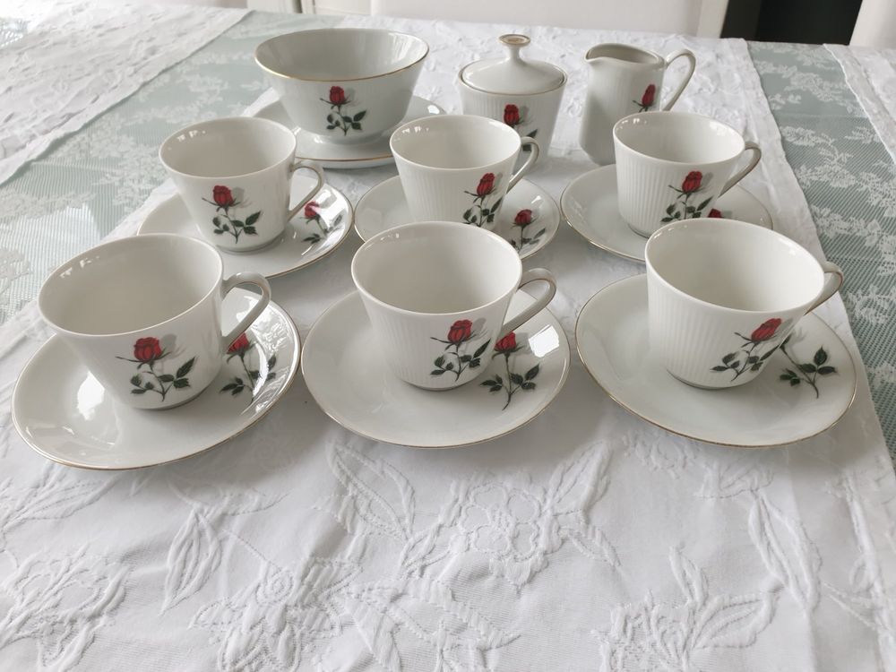 Kaffeetassen Kaffeeservice Mitterteich Bavaria Rosen (Gebraucht) in Gossau ZH für CHF 39 – mit ...