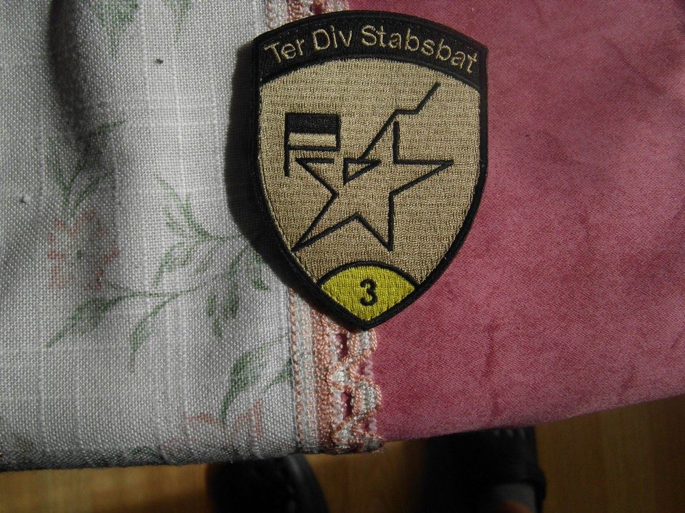 B Badge | Kaufen auf Ricardo