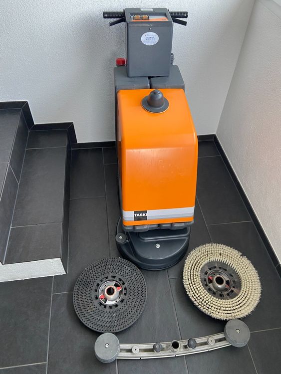 TASKI Combimat 500 E / Super Zustand ab 1 Fr! (Gebraucht) in Wuppenau ...