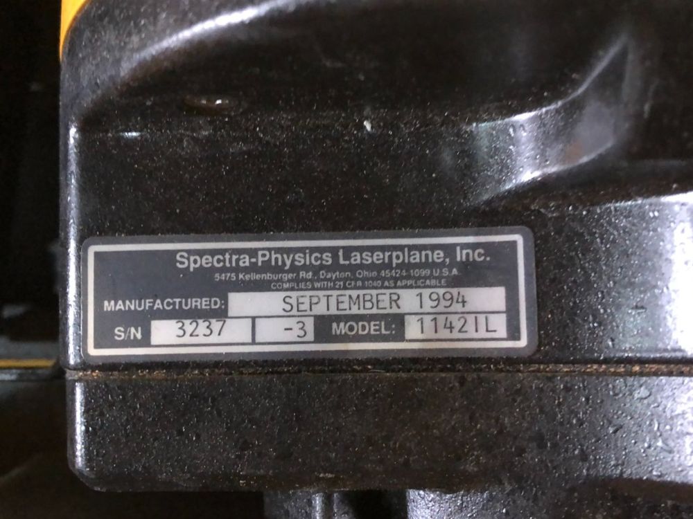 Laser mit Stativ / Spectra Physics Laserplane / Typ 1142 IL (Gebraucht ...