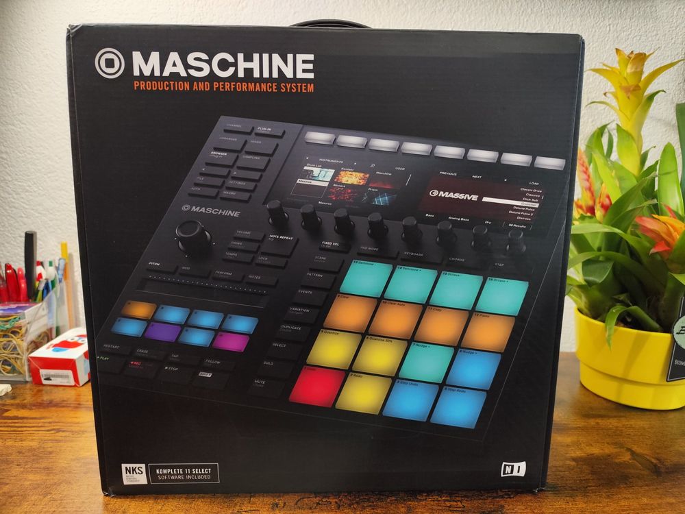 Maschine MK3 von Native Instruments mit OVP & Softwarelizenz | Kaufen auf Ricardo