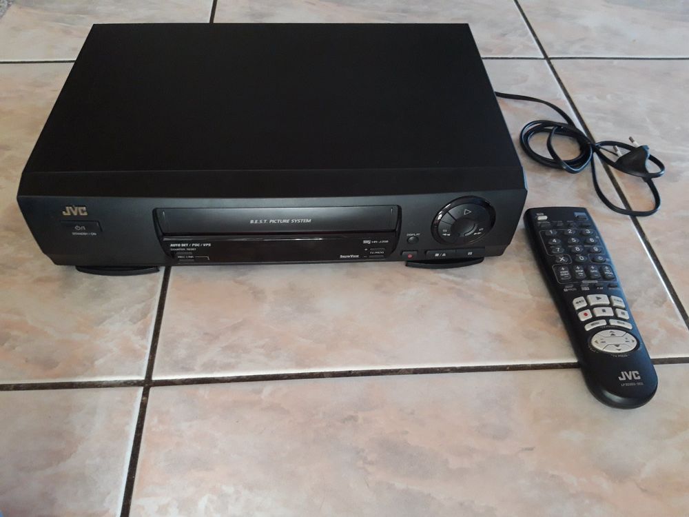 Videorecorder VHS JVC HR-J258E (Gebraucht) in Diessbach b. Büren für CHF 76 – mit Lieferung auf ...