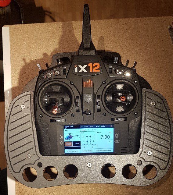 Spektrum iX12 12-Kanal Fernsteuerung (Gebraucht) in Burgdorf für CHF ...