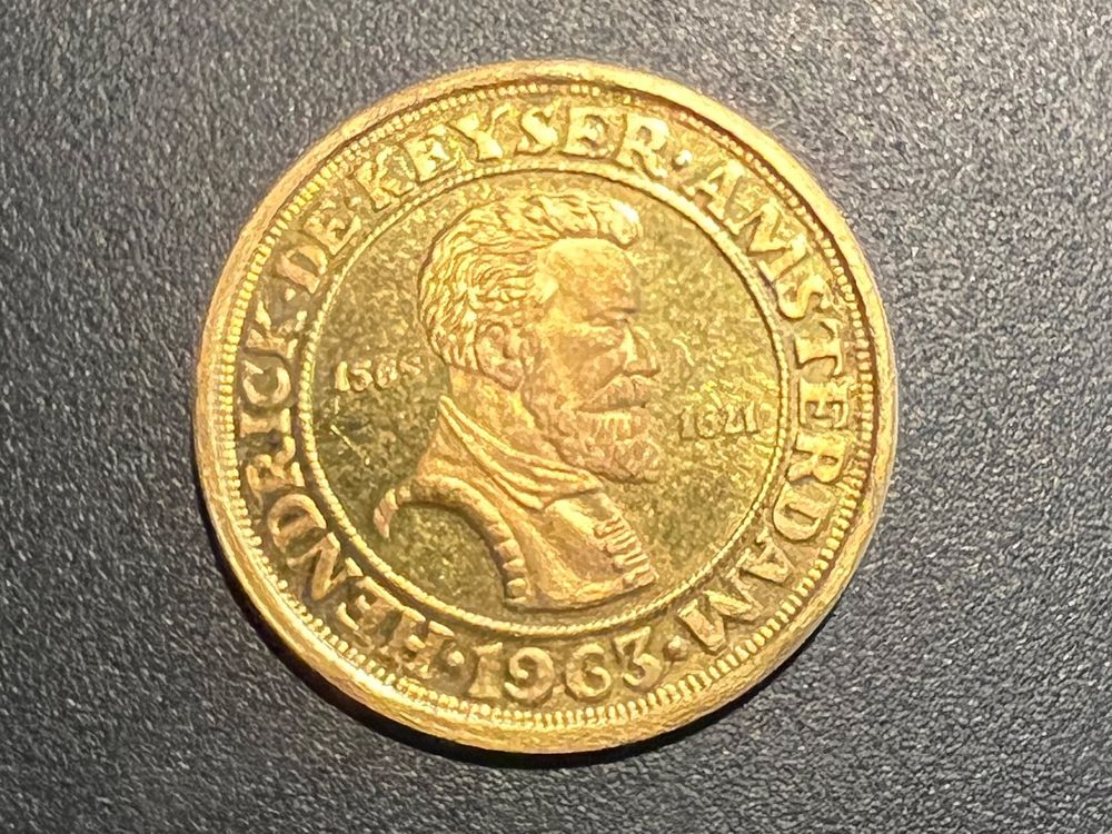 2 Goldmünzen zu je 4 Gramm | Kaufen auf Ricardo 2 Goldmünzen zu je 4 Gramm | Kaufen auf Ricardo
