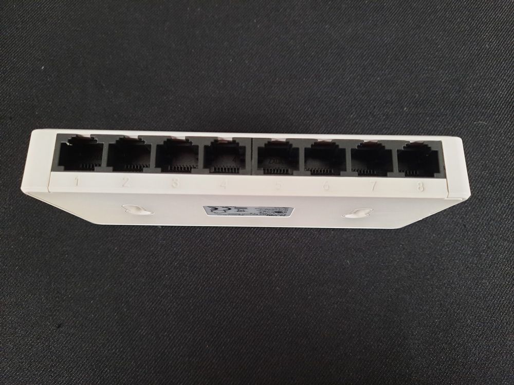 GOOBAY 8-Port Gigabit Ethernet Netzwerk-Switch (Gebraucht) in Beinwil ...