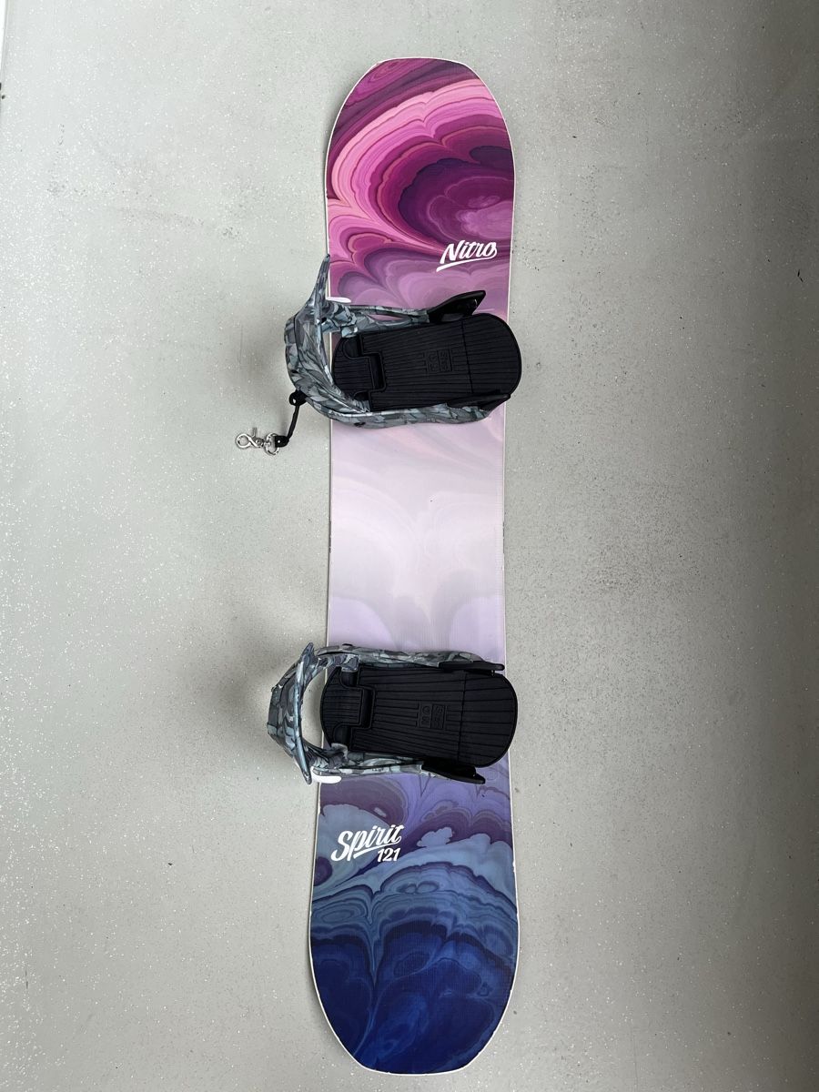 Snowboard Nitro Spirit 121cm inkl. Burton Step on Bindung (Gebraucht ...