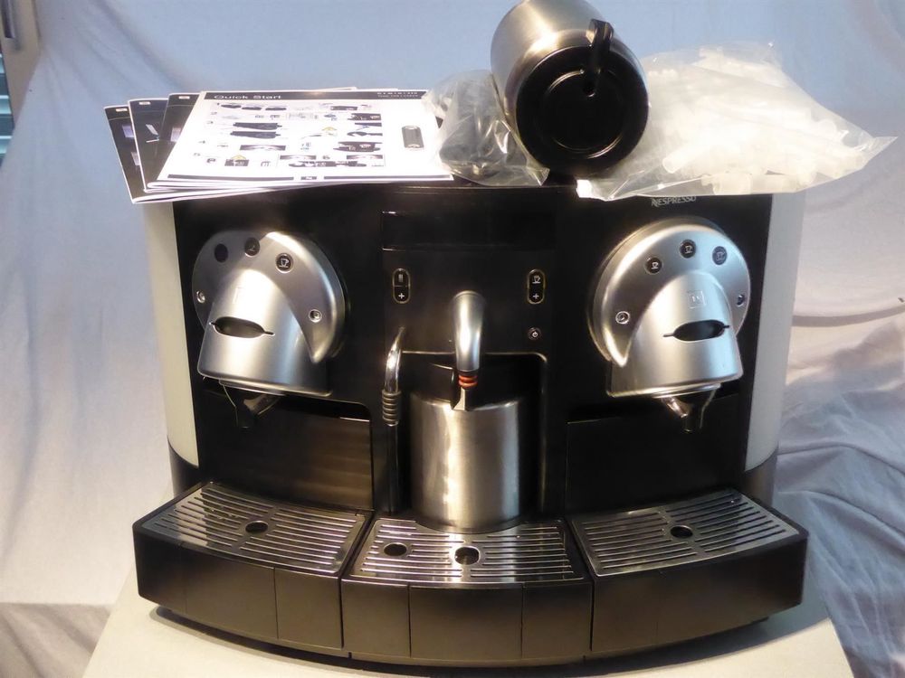 NESPRESSO GEMINI CS220 CS223 PRO TYP 734 (Gebraucht) in Safenwil für ...