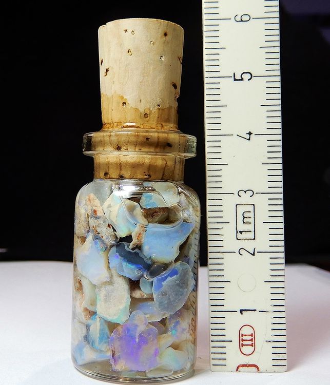 Ein Fläschchen super Opalsplitter von Lightning Ridge 63 ct | Kaufen ...