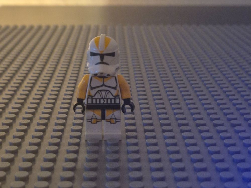 Lego Star Wars Clone Trooper, 212th Attack Battalion yellow (D'occasion ...