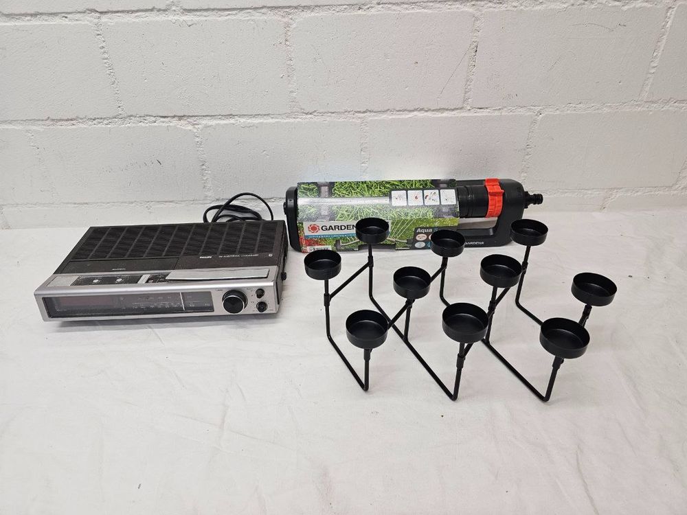 Set: Retro Radiowecker, Kerzenhalter, Garten Gerät, R 349 (Gebraucht) in Roggwil BE für CHF 14 ...
