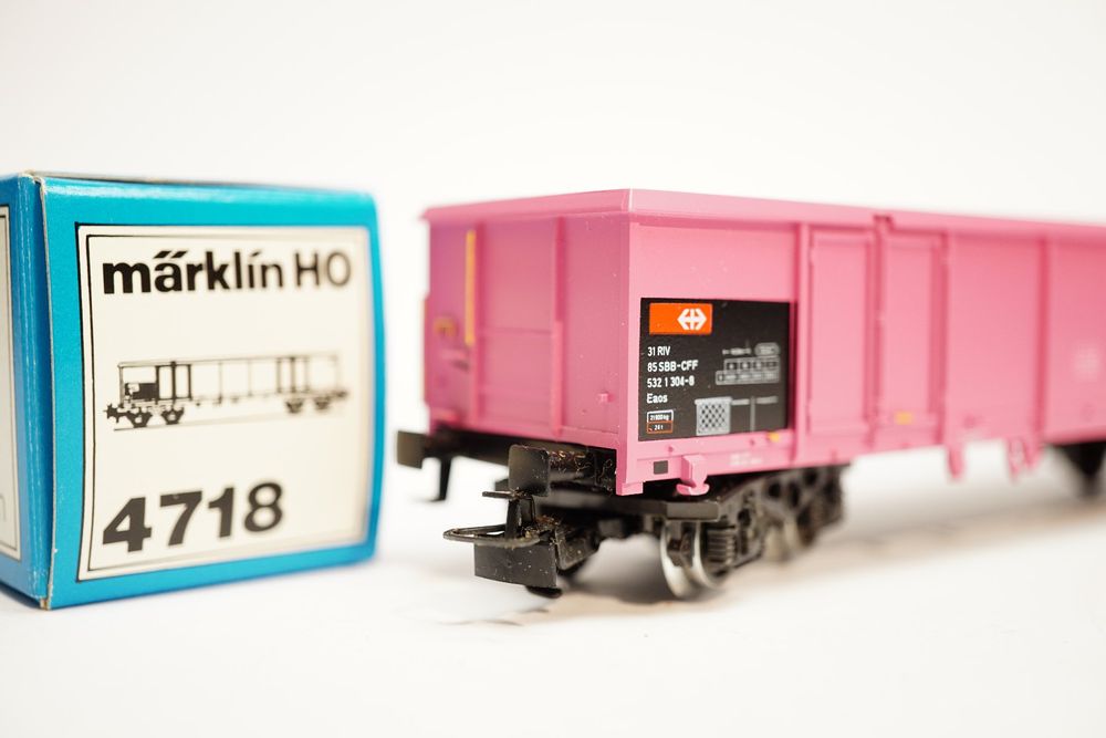 8∂ Märklin 4718 SBB Hochbordwagen Eaos pink (Gebraucht) in Uetendorf ...