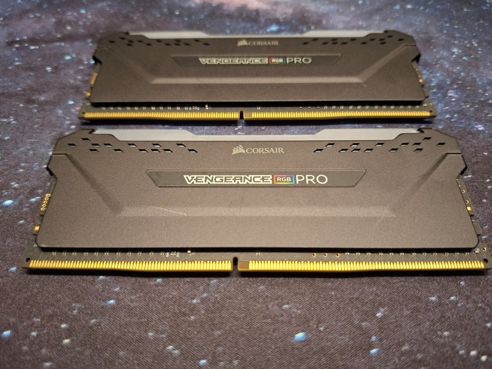 Corsair Vengeance RGB PRO, 16GB (2x8GB) DDR4 3200MHz RAM (Gebraucht) in ...