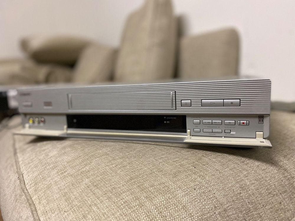 Sony Video Recorder SLV-SE850 (Gebraucht) in Bubikon für CHF 21 – mit ...