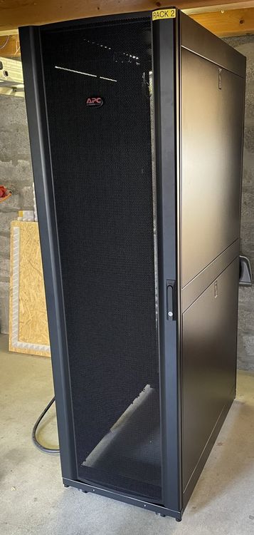 APC AR3100 Rack 42U 1991Hx600Wx1070Dmm w/ PDU Dell G9VJ9 (Gebraucht) in ...