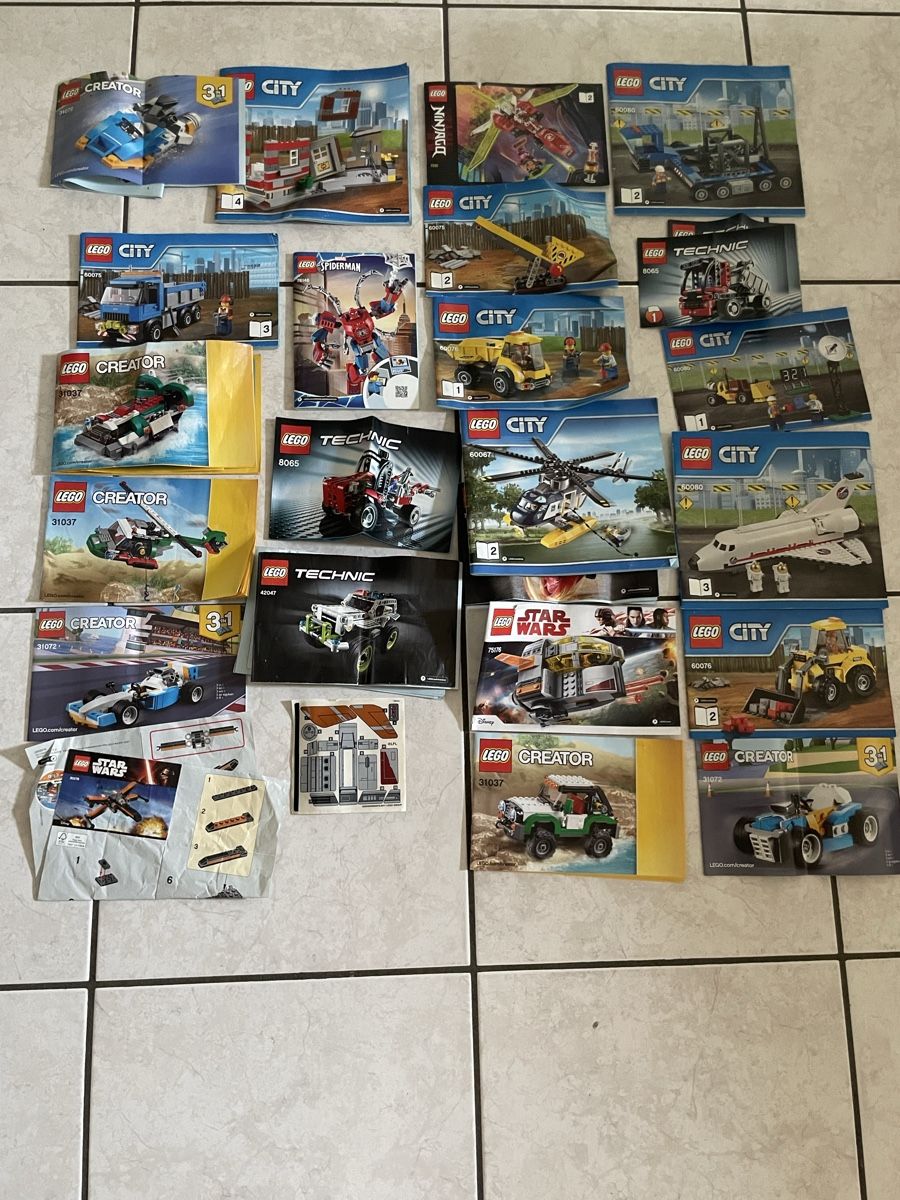 LOTTO LEGO 8,8 kg + Minifigures + Istruzioni (Gebraucht) in Mezzovico ...