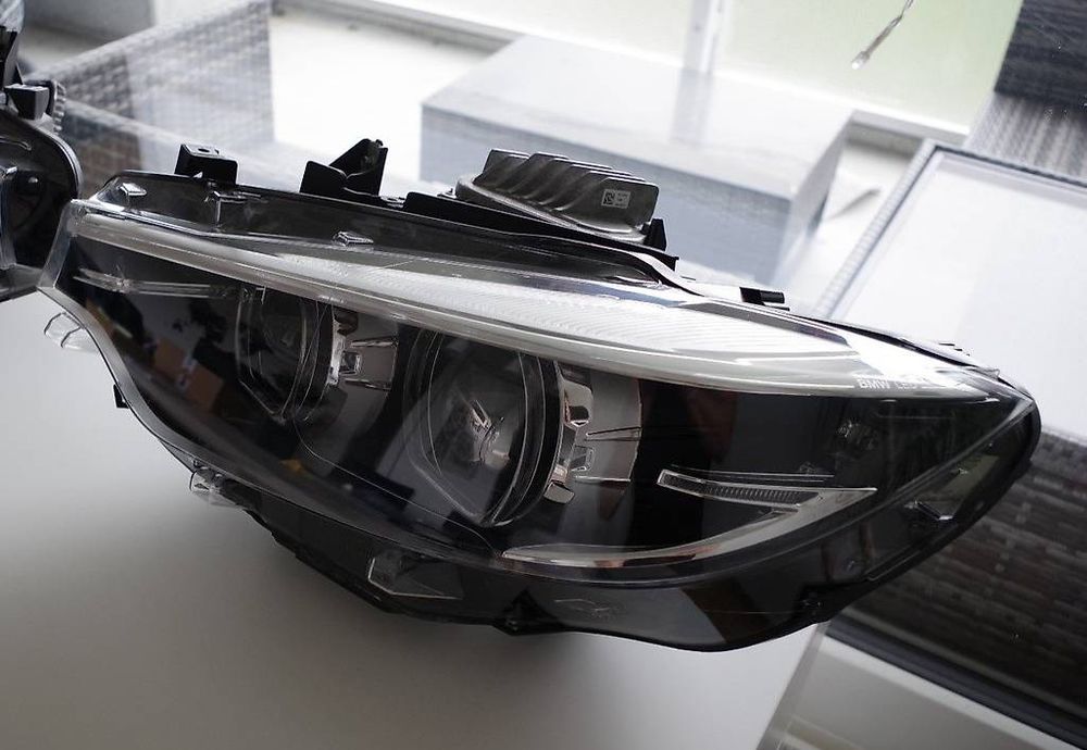 Scheinwerfer links LED LCI BMW F32 F33 F36 F80 F82 F83 (Gebraucht) in ...