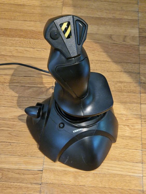 Thrustmaster USB Joystick *** ab 1.- *** | Kaufen auf Ricardo
