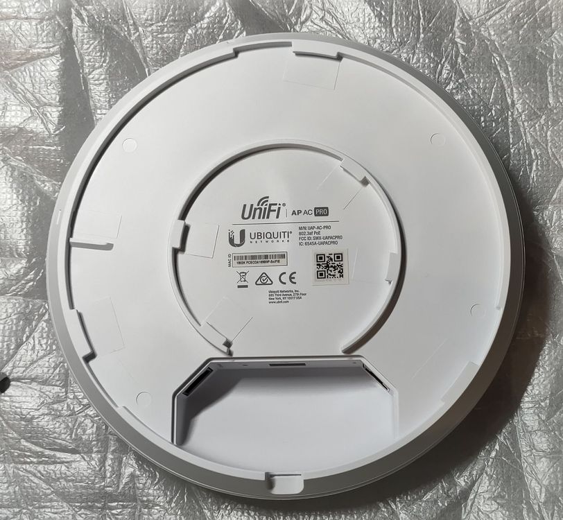 Ubiquiti UniFi AP AC-PRO Acces Point 1300/450 Mbit/s | Kaufen auf Ricardo