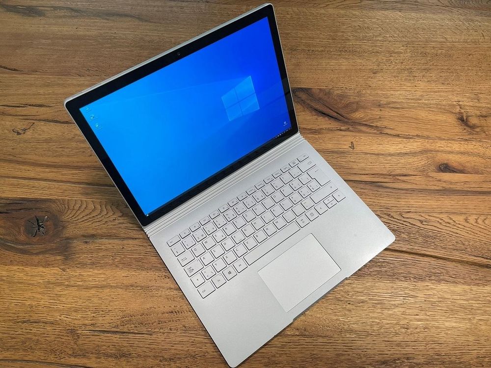 Surface Book 13'' i5 | 256GB | Win 10P (Gebraucht) in Seltisberg für ...