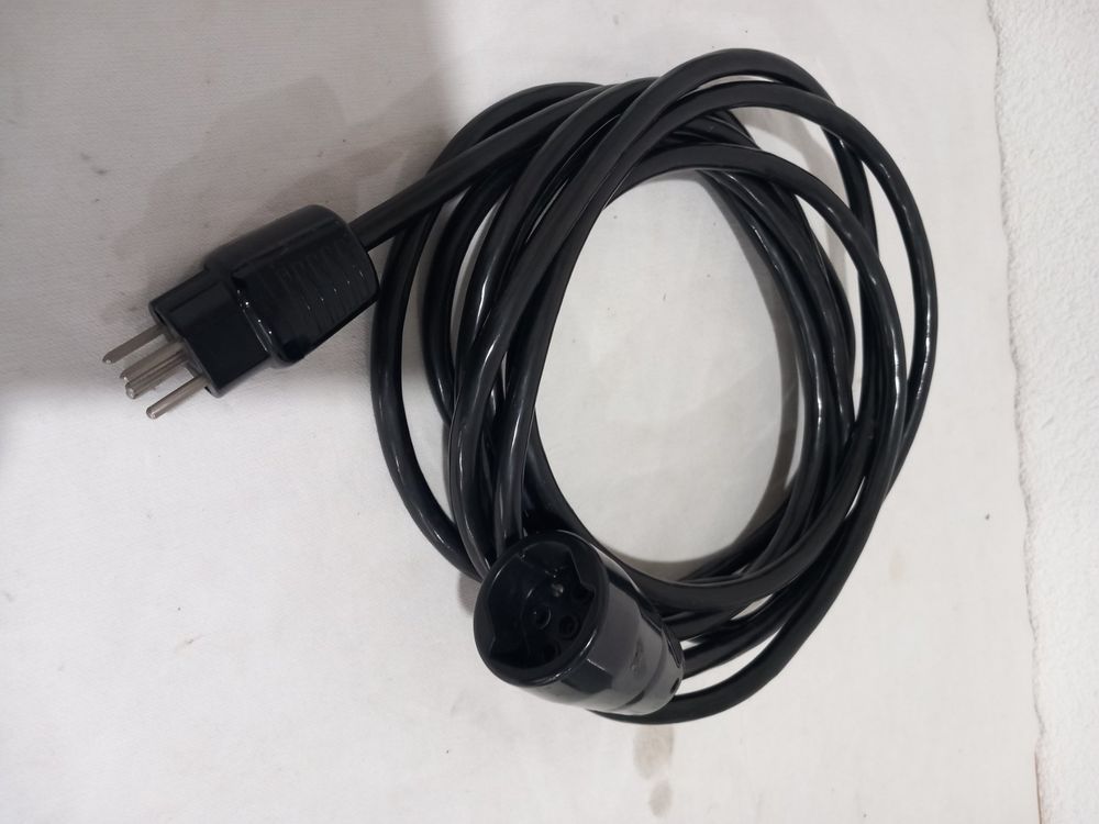 Verlängerungskabel 380 Volt 5Meter (Gebraucht) in Rheinau für CHF 15 ...