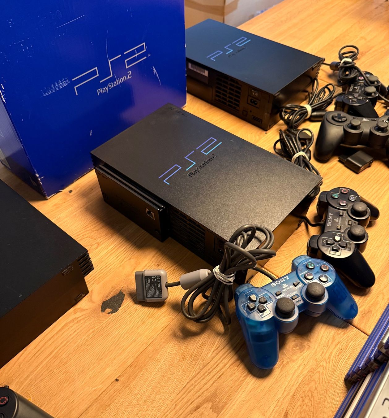 100 x Playstation 2/3 Games - 6 Konsoles PlayStation (2&3) (Gebraucht ...