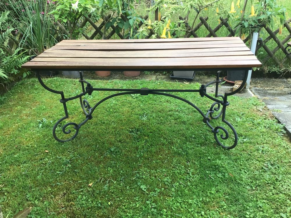 Gartentisch Eisen /Holz (Gebraucht) in für CHF 81 – nur Abholung auf ...