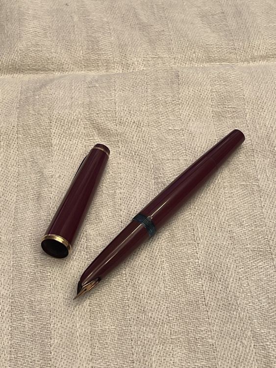 Mont Blanc Füller 585 Goldfeder (Gebraucht) in Aarburg für CHF 53 – mit Lieferung auf Ricardo kaufen