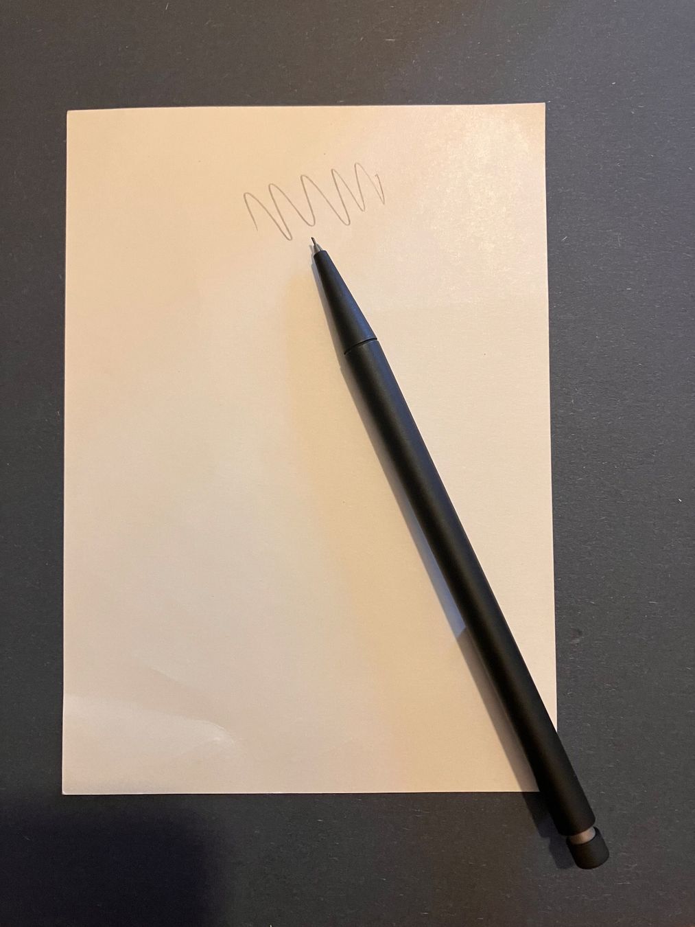 Stylo + Porte-mine (Neuf avec emballage d'origine) à St-Triphon pour ...