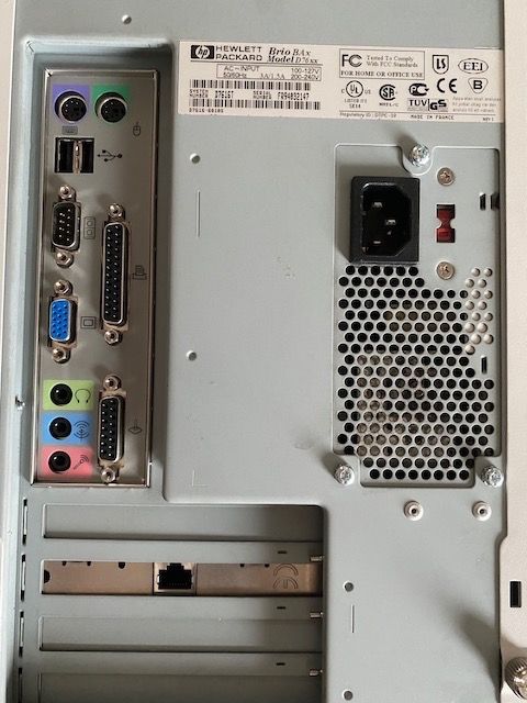 HP Brio Pentium III - Windows 98 | Kaufen auf Ricardo