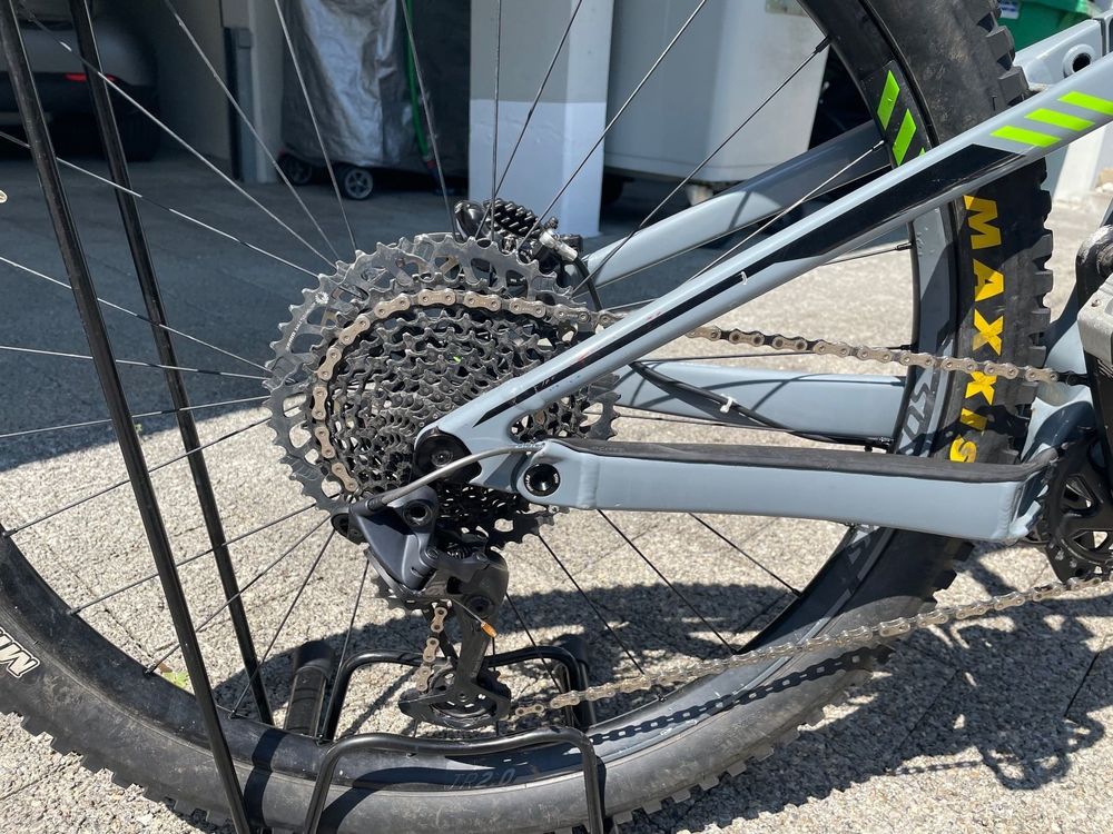 Scott Genius 920 Grösse M Jg. 2018 grau / grün (Tuned) (Gebraucht) in ...