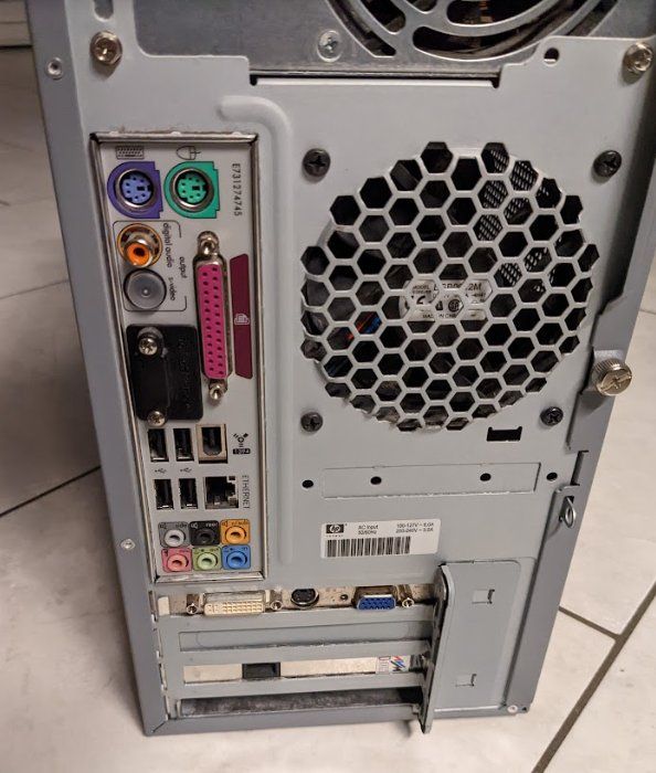 HP Pavilion 3000 Computer mit WinXP und Games (Gebraucht) in für CHF 70 ...