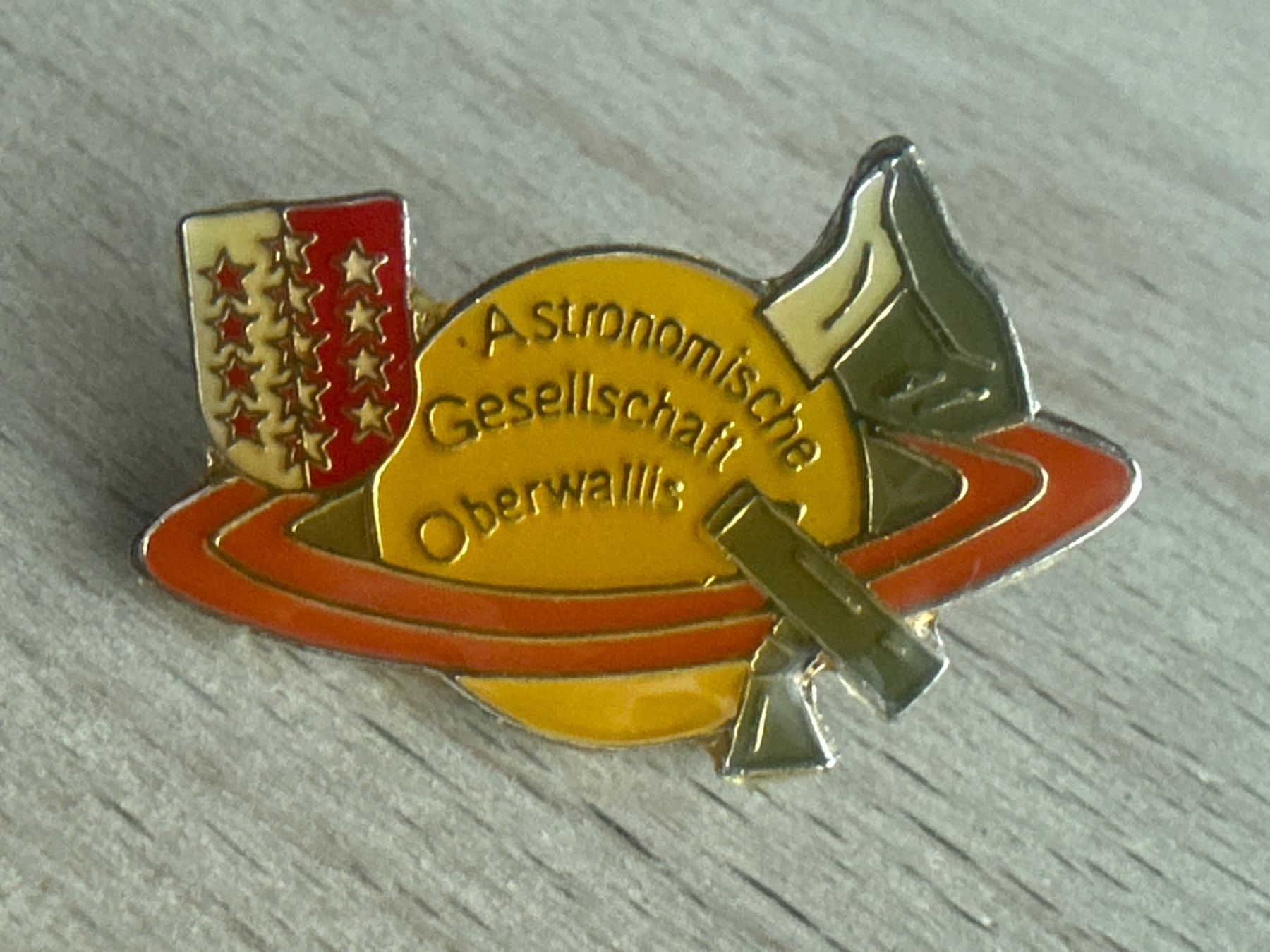 Pin Astronomische Gesellschaft Oberwallis (Gebraucht) in Glattbrugg für ...