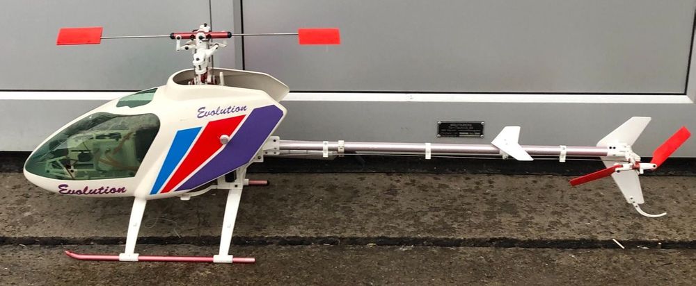 Grosser Evolution Benziner Helikopter (Gebraucht) in Root für CHF 130 – mit Lieferung auf ...