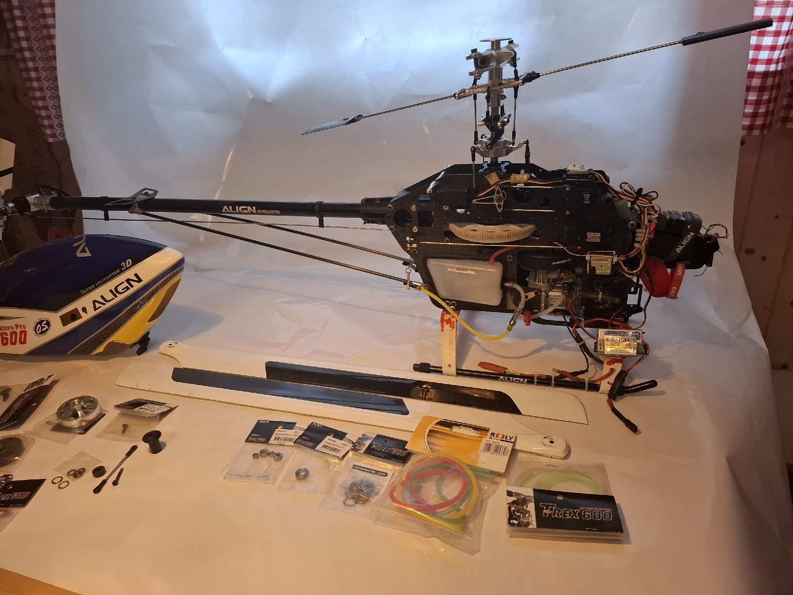 T-Rex 600 Nitro Helikopter Align, Top Zustand, Komplett! (Gebraucht) in ...