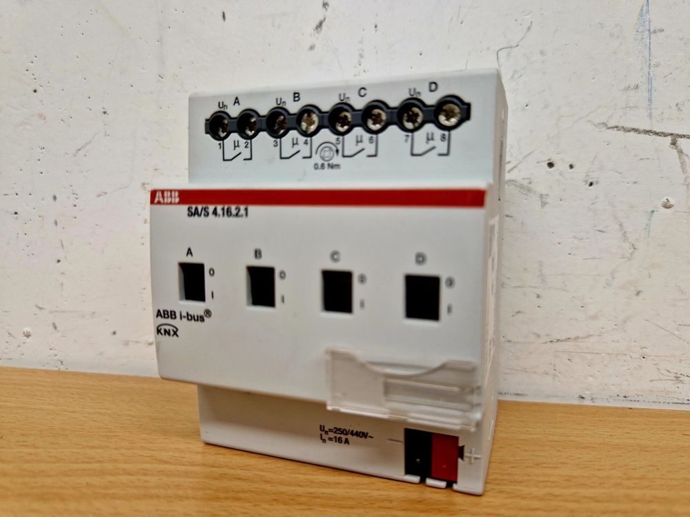 REG-KNX-Schaltaktor ABB SA/S4.16.2.1, 4-fach, 16A ab 1.- (Gebraucht) in Sitterdorf für CHF 34 ...